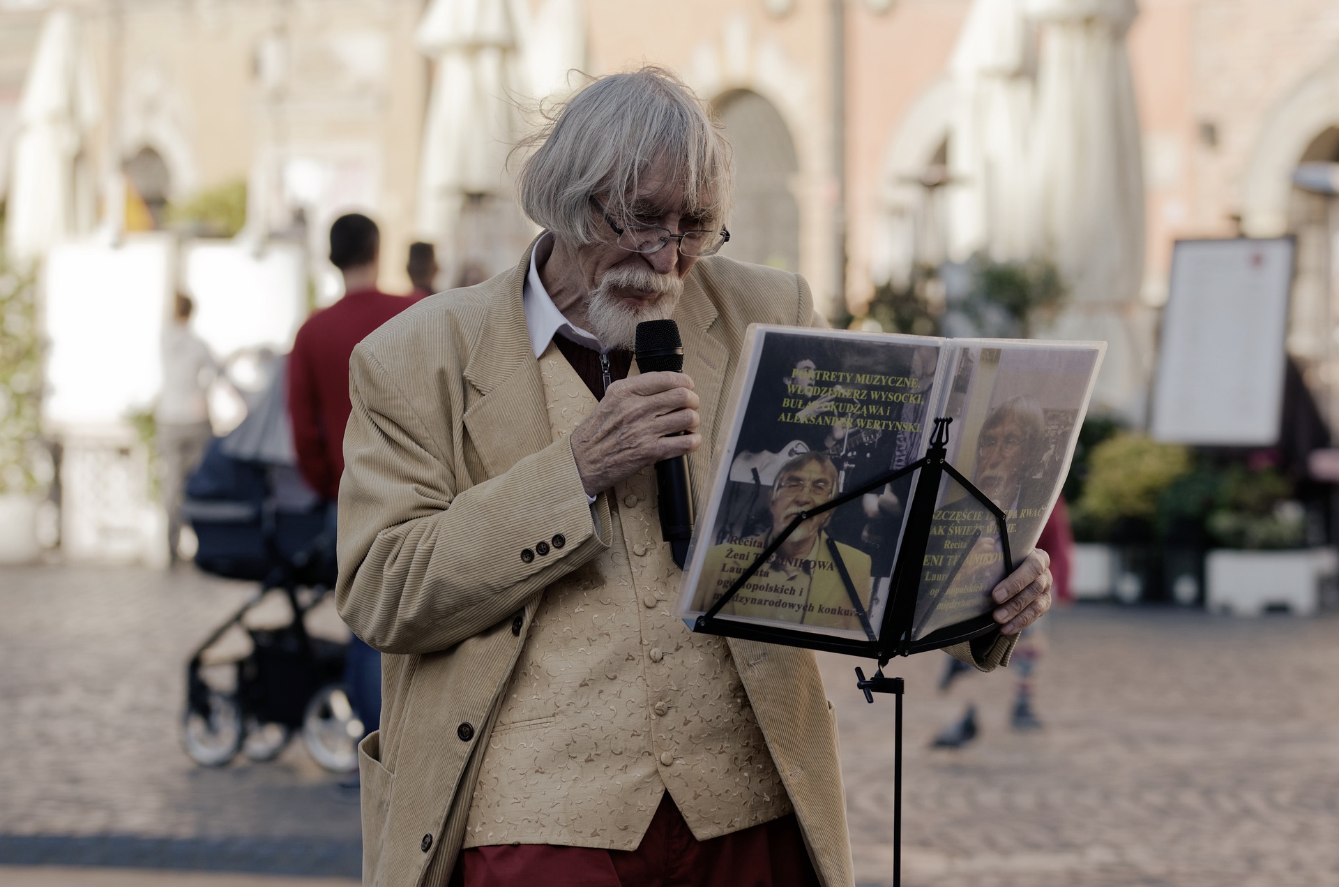 Heisere Stimme? Bloß nicht sprechen oder räuspern | Kleinanzeigen Münster